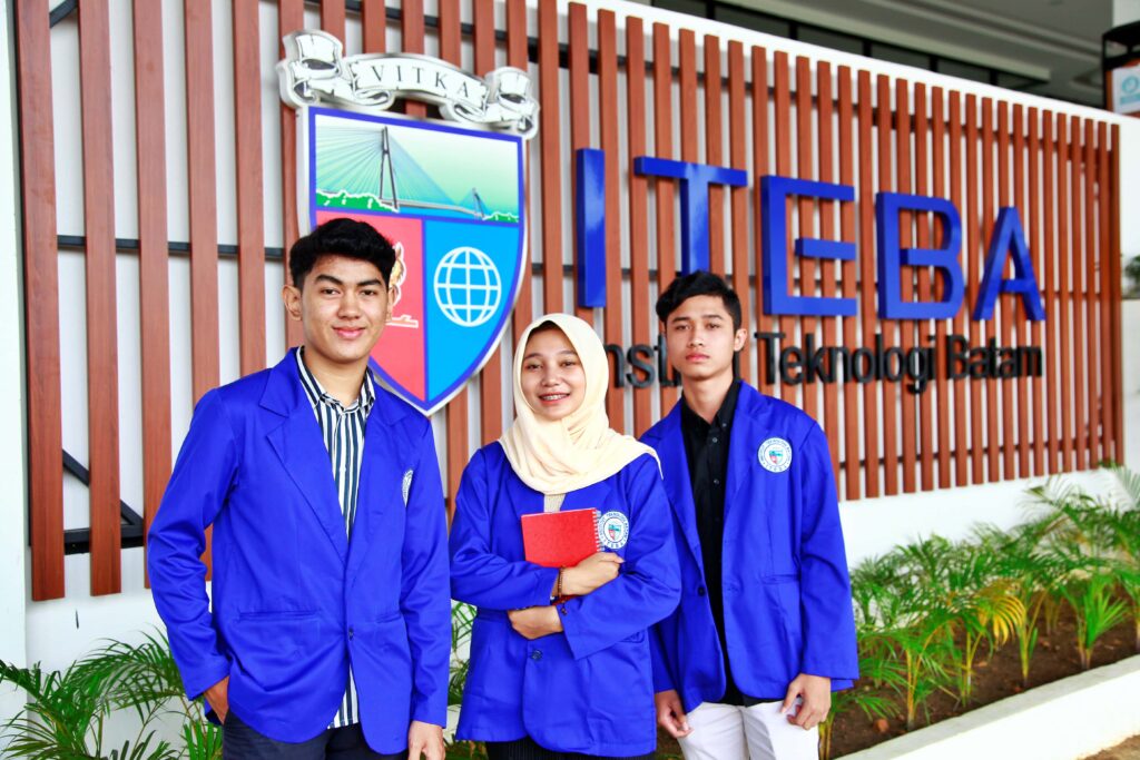 Home - ITEBA - Institut Teknologi Batam