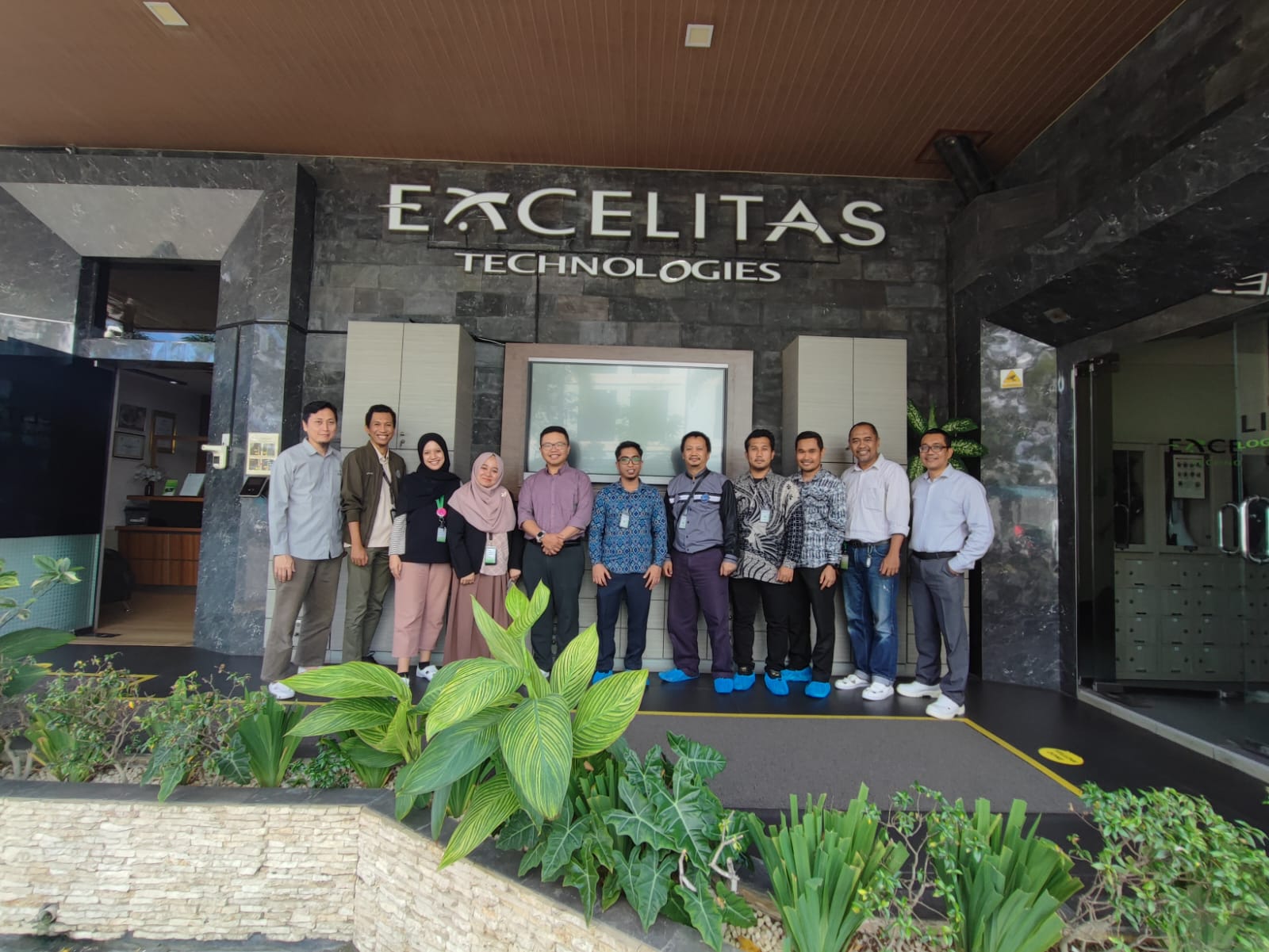 Delegasi ITEBA Membuka Peluang Magang Mahasiswa di PT Excelitas Technologies Batam untuk ...