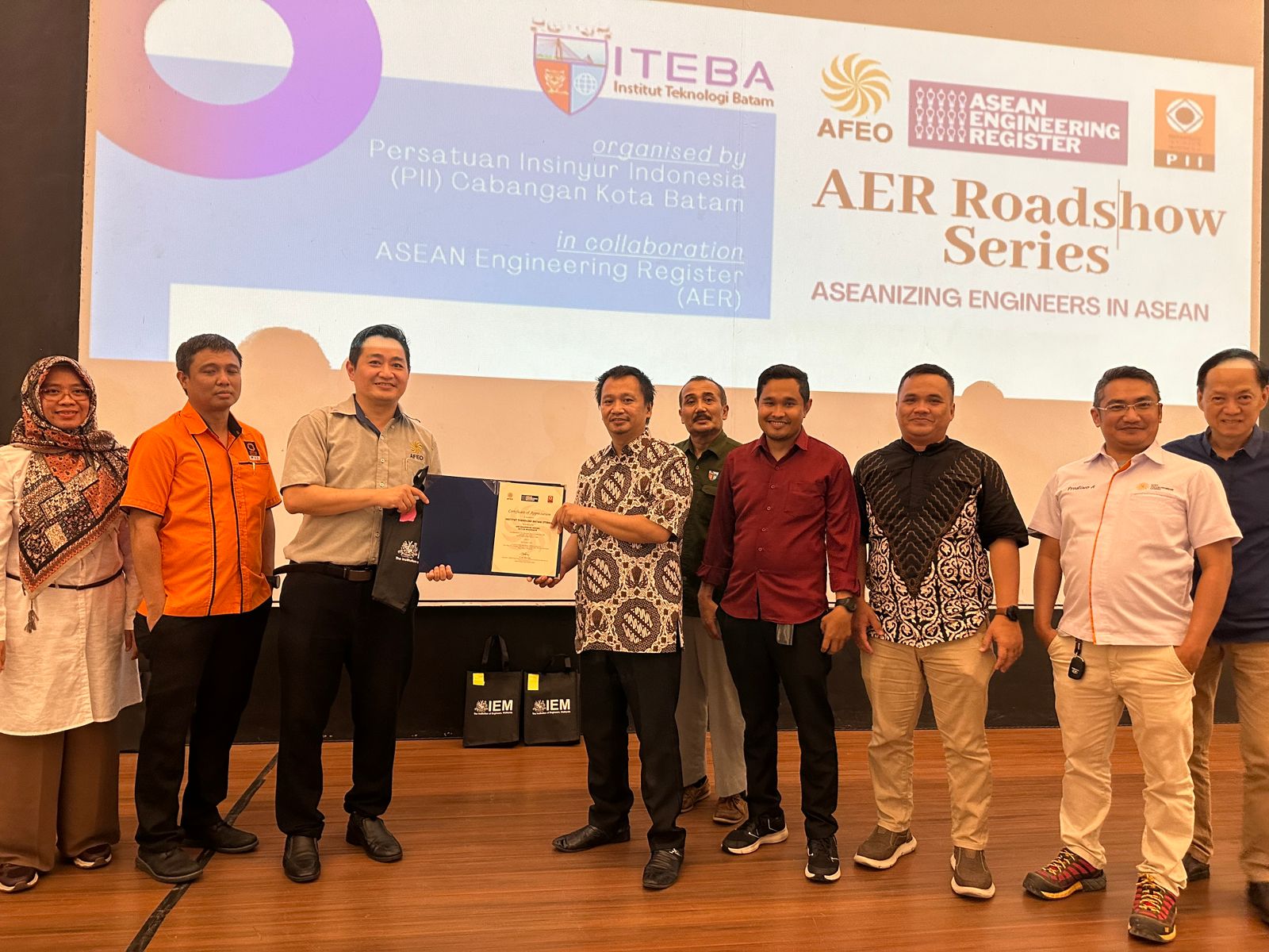 ITEBA dan PII Batam Gelar Event AER Roadshow Series: Membuka Peluang ...