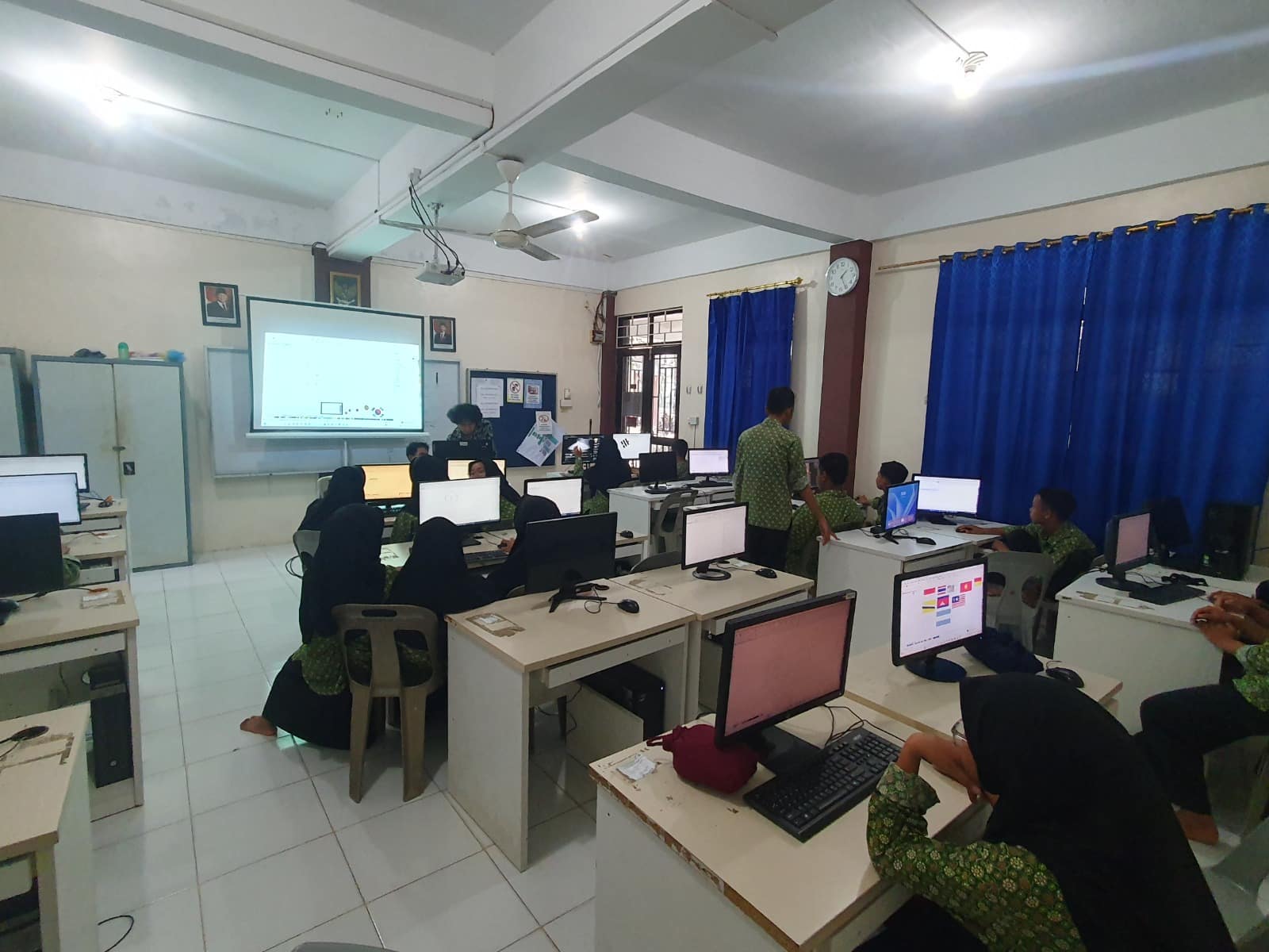 ITEBA - Institut Teknologi Batam